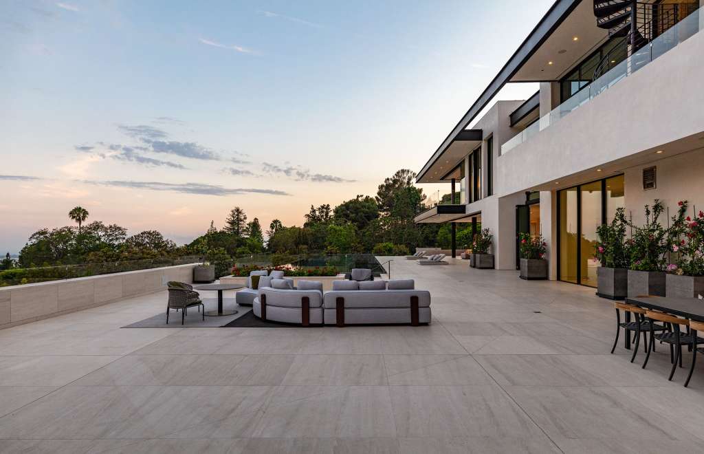 Inside the world of $100M Mansion in Bel Air - 908 Bel Air